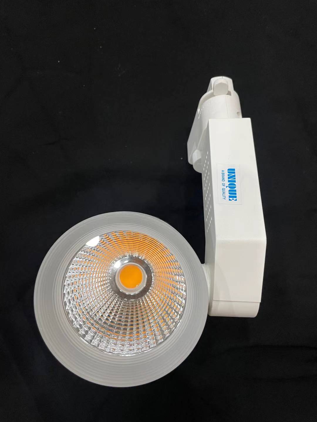 30W TRACK LIGHT 119 - ZTC Lighting
