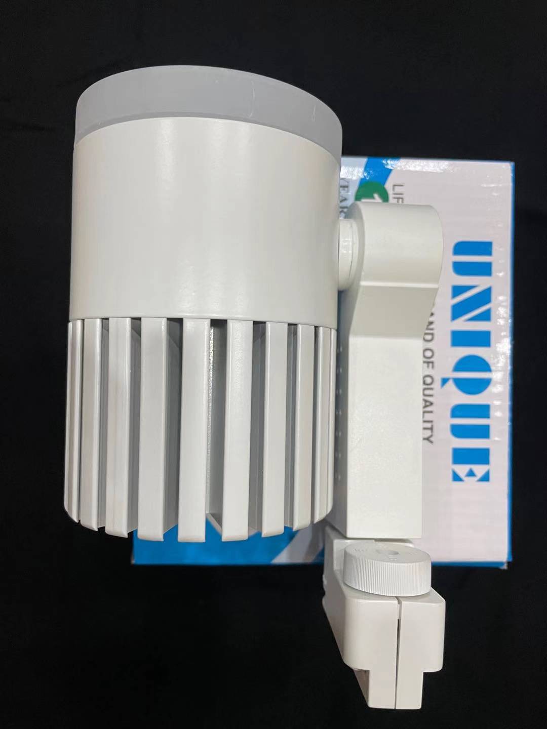 30W TRACK LIGHT 119 - ZTC Lighting